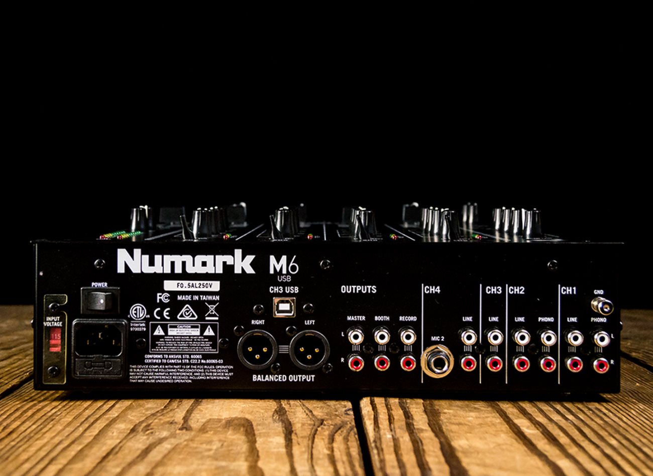 Numark M6 Audio Out