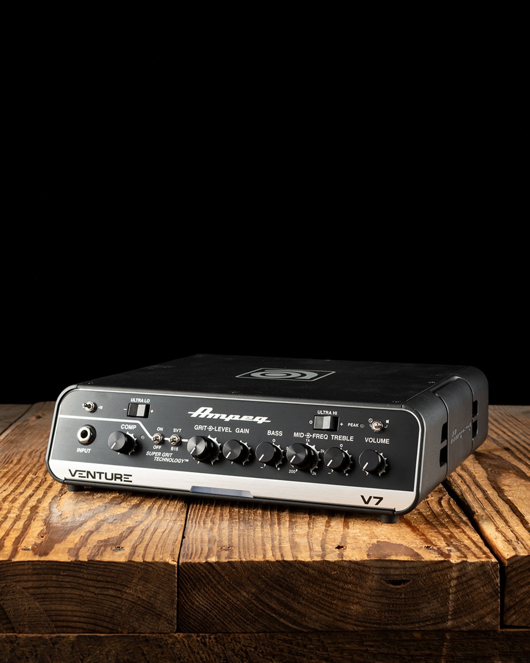 Ampeg Venture V7 700 Watt Guitar Head